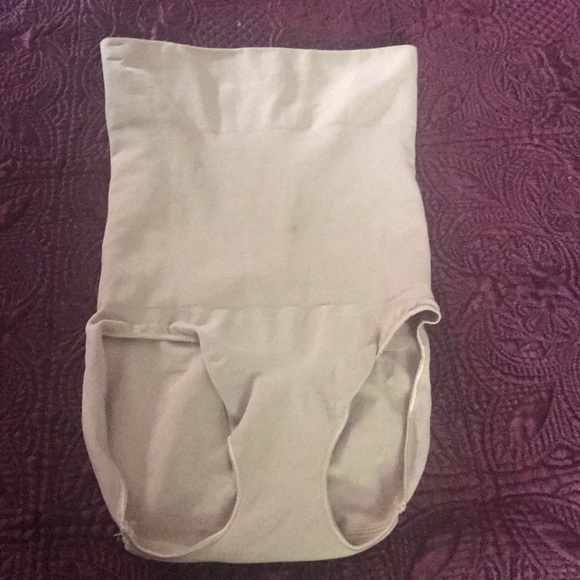 SPANX | Intimates & Sleepwear | Assets Support Bottom | Poshmark